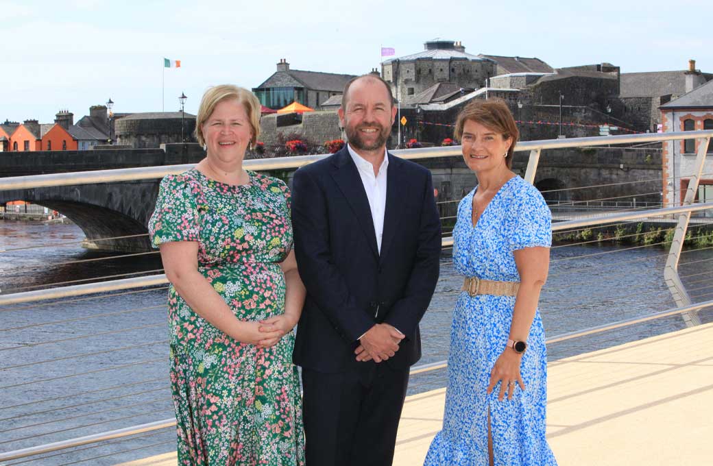 Patrick Kielty & Bertie Ahern among speakers at Major Tourism Conference